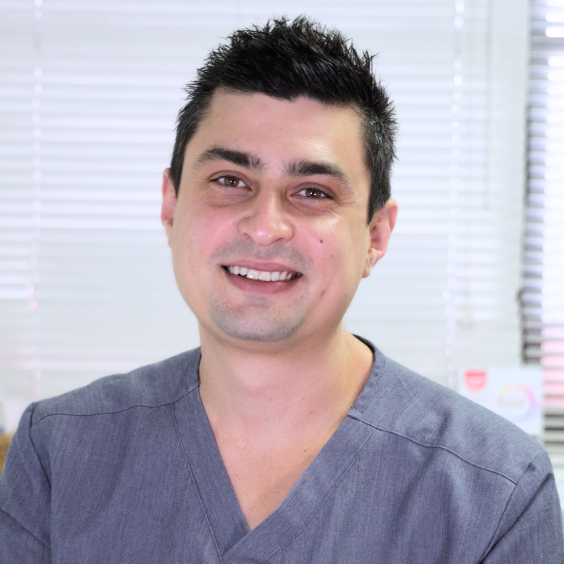 About Our Romanian Dentists in London - Dentist Roman Londra